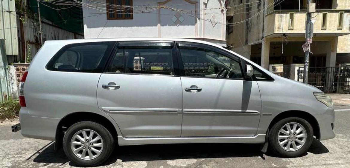 Used Toyota Innova(2009-2012) 2.5 G4 7 Str Diesel 2012 In Thane For Sale